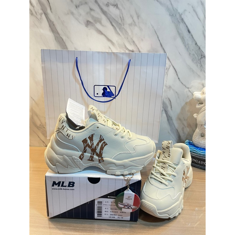 Jual Sepatu MLB YANKESS Bigball Chunky Classis Monogram Brown / LEATHER ...