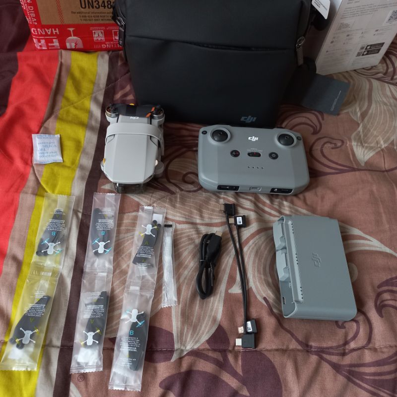 Jual DJI Mini 2 SE Fly More Combo - Camera Drone (SECOND/BEKAS ...