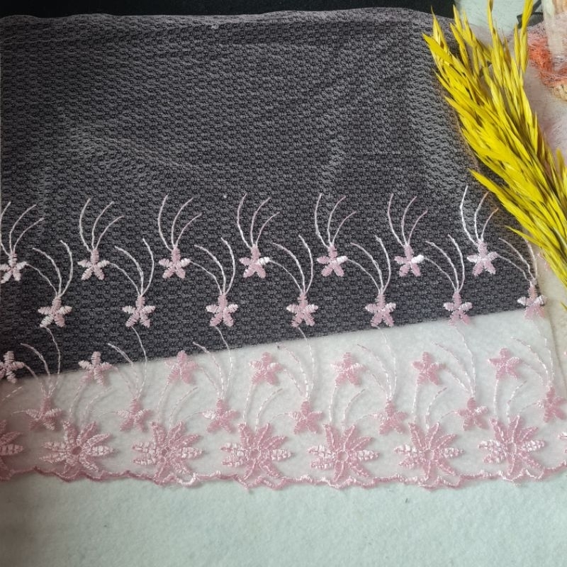 Jual Renda Tile lebar 30 cm Harga Rp 8000/1m | Shopee Indonesia