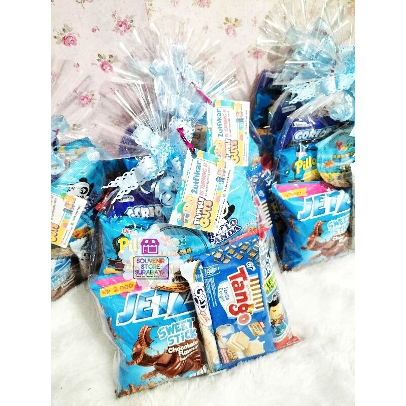 Jual Parcel Ultah Serba Biru || Bingkisan Ultah Serba biru || Snack ...
