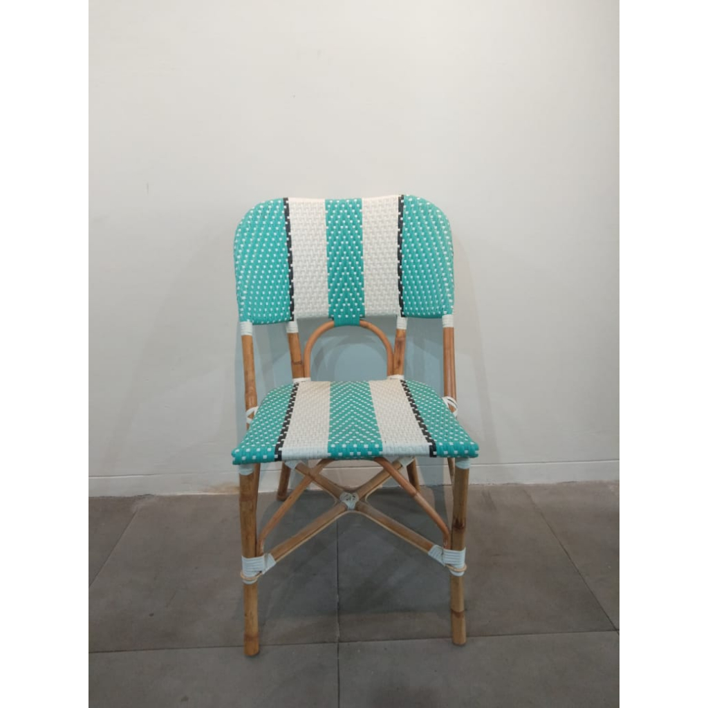 Jual me&dots-Kursi Rotan Sintetis Warna Warni Anyaman Plastik Outdoor ...