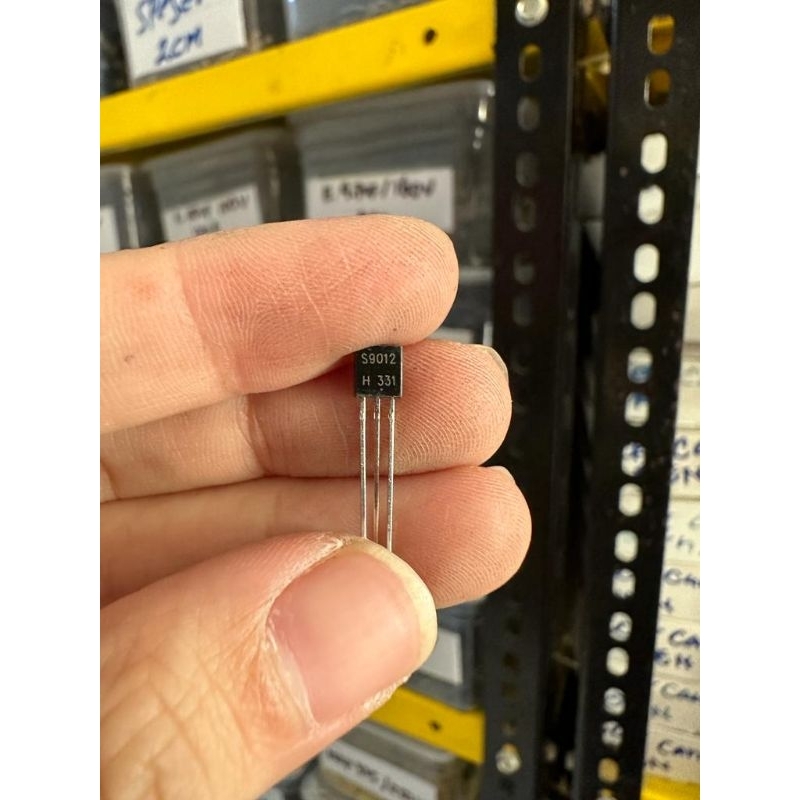 Jual transistor C 9012 , C9012 per 20pcs | Shopee Indonesia