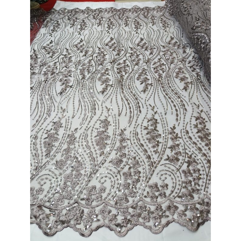 Jual Tile Akar payet / Tile payet siqueen/ Bahan Brokat kebaya motif ...