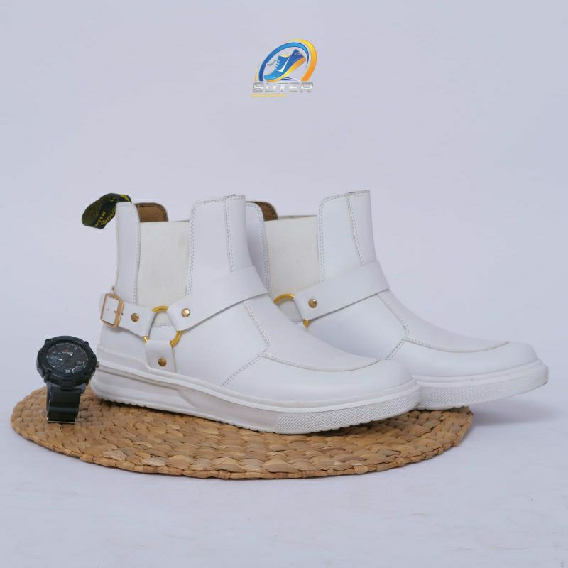 Jual SOTER - Sepatu Boots Pria Full putih Terbaru | Shopee Indonesia