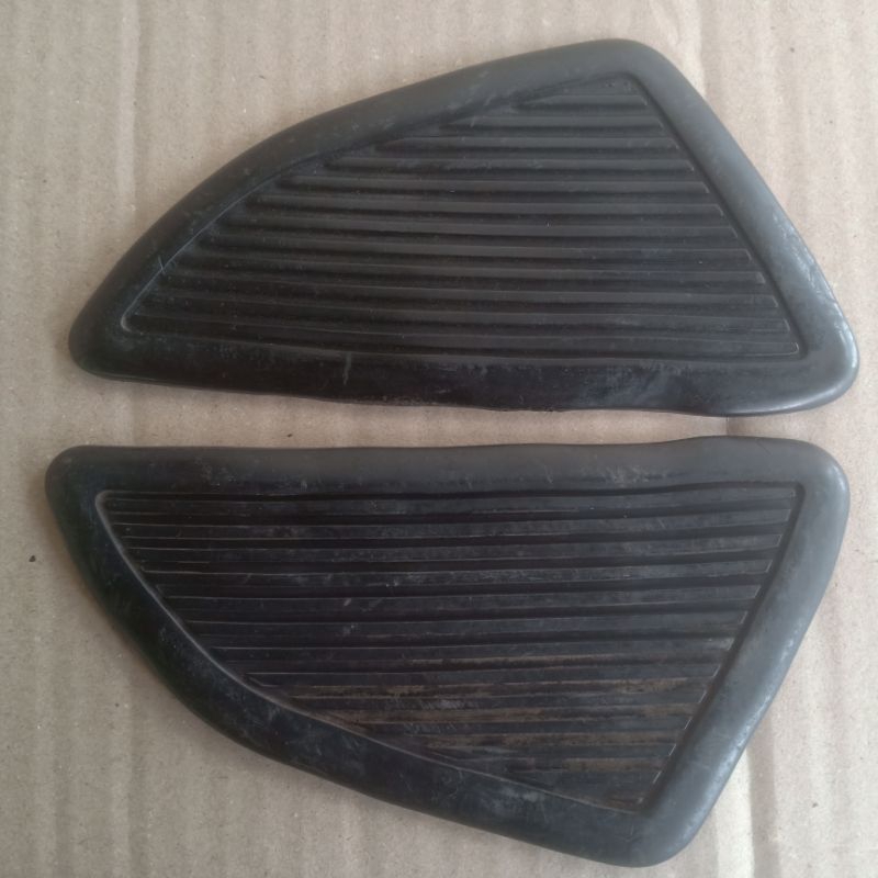 Jual KARET PANEL TANGKI YAMAHA L2G L2S L2 G L2 S KARET LOGO TANGKI ...