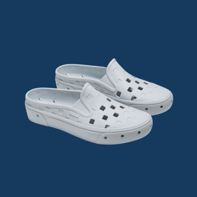 Jual SNEAKERS SLIP ON TRK TREK MULE WHITE BNIB ORIGINAL | Shopee Indonesia