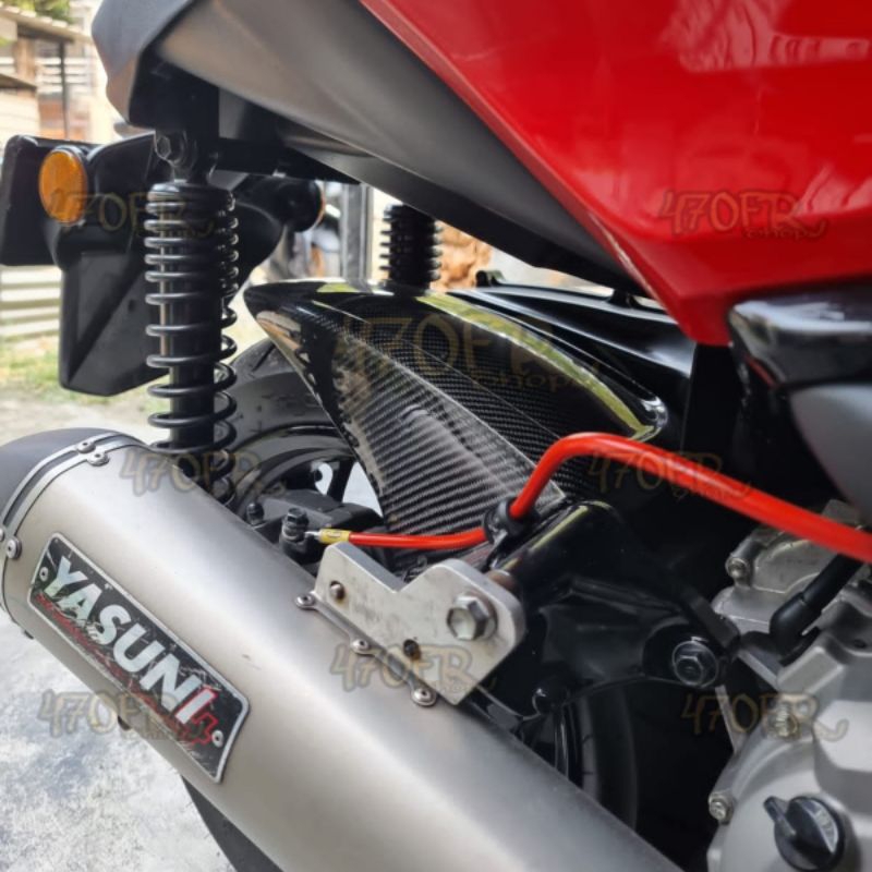 Jual Spakbor kolong Xmax new 2023 terbaru . hugger xmax 250 . Hugger ...