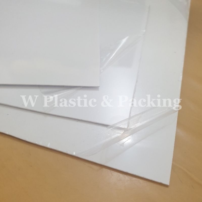 Jual PVC putih lembaran / PVC white glossy 0,5mm x 100 x 200cm | Shopee Indonesia