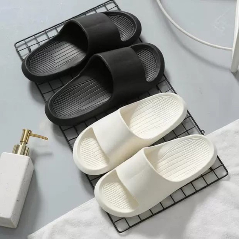 Jual ZAVISION sandal slop hitam polos sendal slop slip on anti slip ...