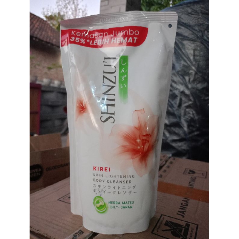 Jual Shinzui bodywash Refill 725ml / refill 380ml | Shopee Indonesia