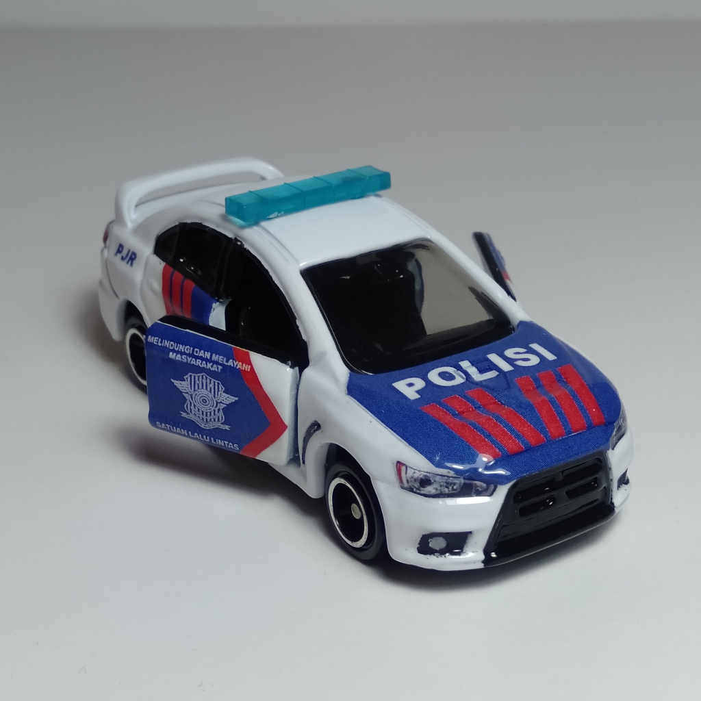 Jual DIECAST SKALA 1/64 TOMICA MITSUBHISI LANCER EX CUSTOM POLISI ...
