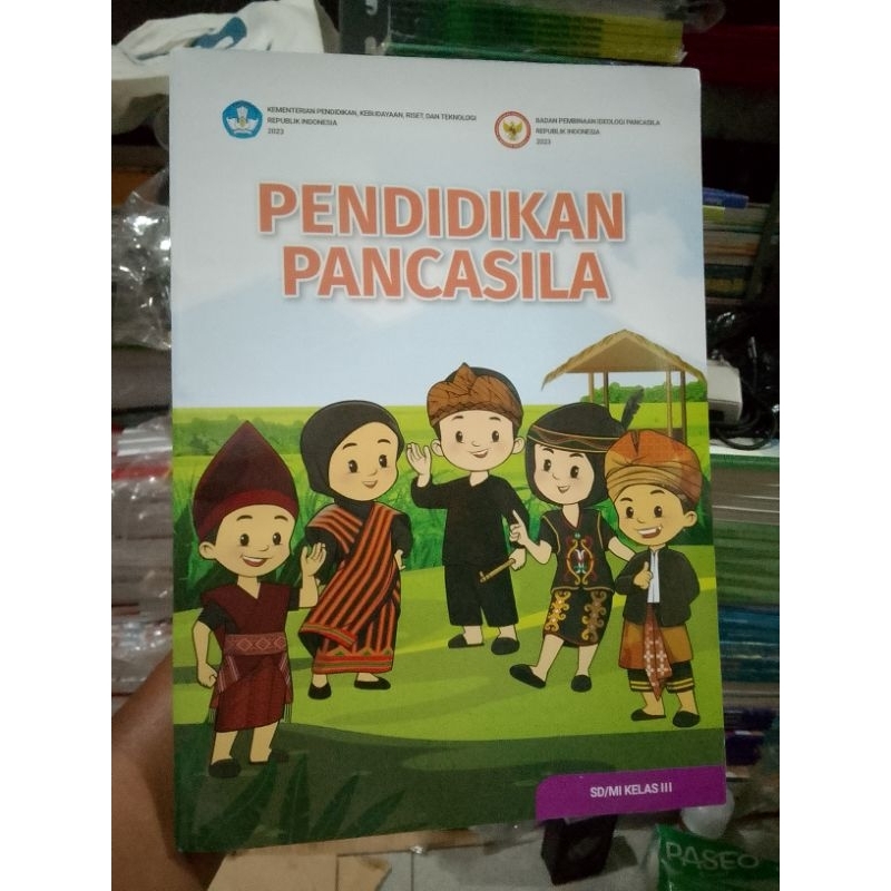 Jual Buku Pendidikan Pancasila Kelas 3 SD P2 PKn Kelas III MI Kurikulum Merdeka | Shopee Indonesia