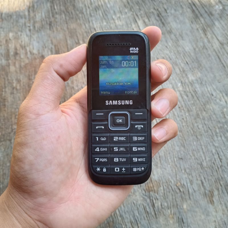 Jual SAMSUNG KEYSTONE 3 B109E ORIGINAL HP JADUL FM BEKAS SECOND NORMAL ...