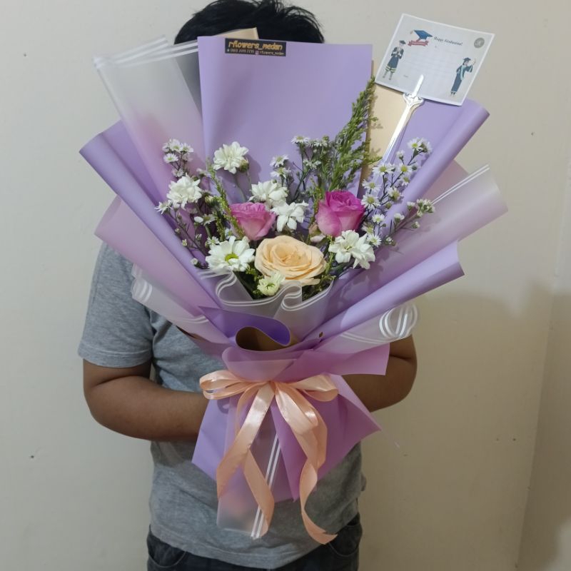 Jual buket bunga segar (hidup) pakai mawar | Shopee Indonesia