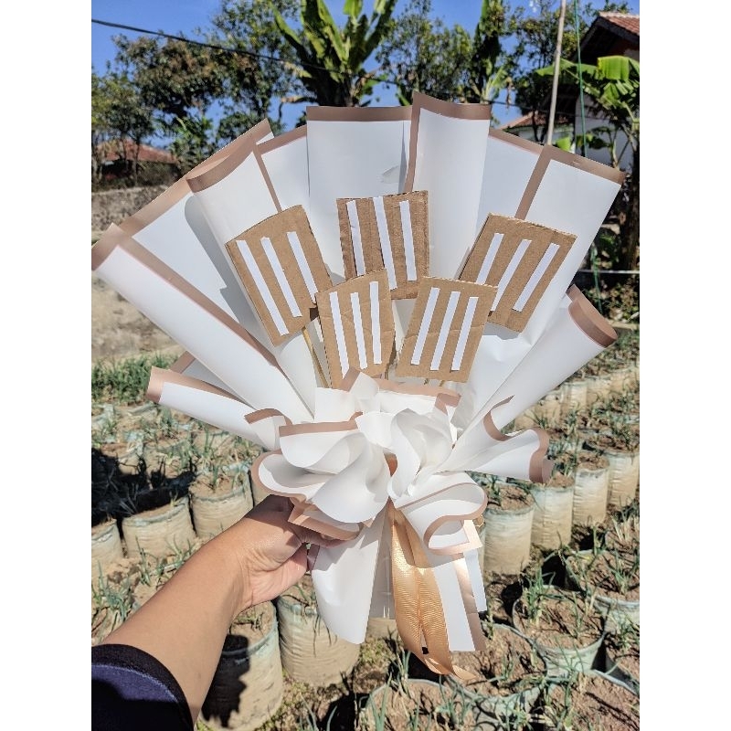 Jual BUKET KOSONGAN BISA ISI KOPI / ROKOK/ SNACK / BUKET SNACK | Shopee ...