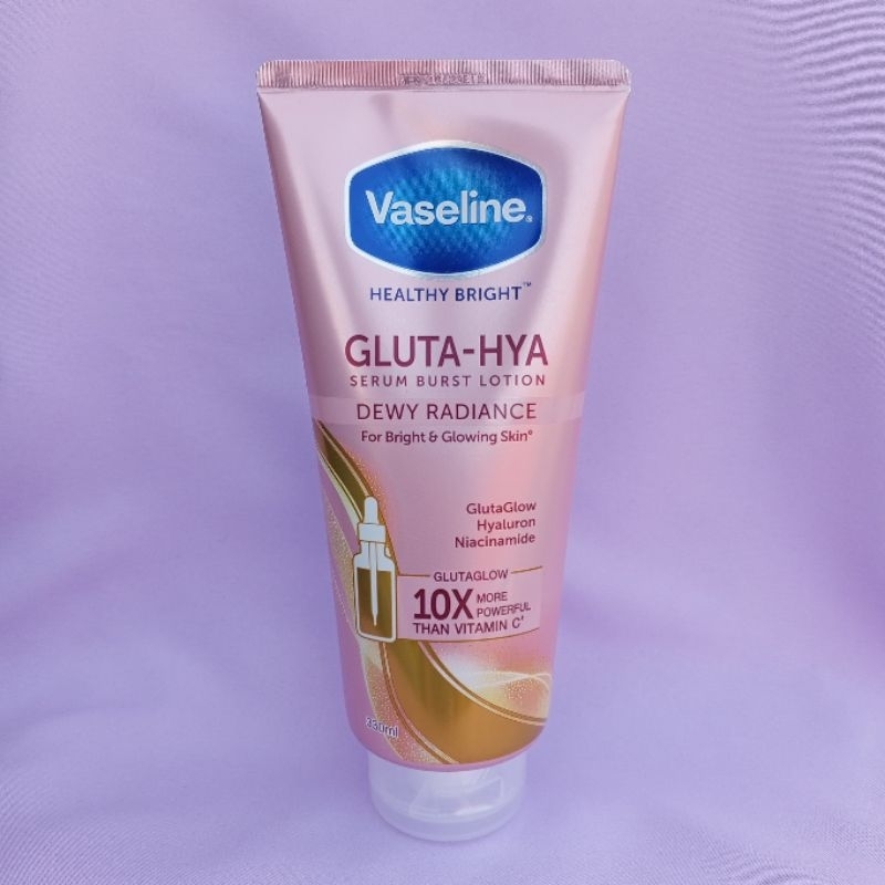 Jual Vaseline Gluta Hya Dewy Radiance 330ml | Shopee Indonesia