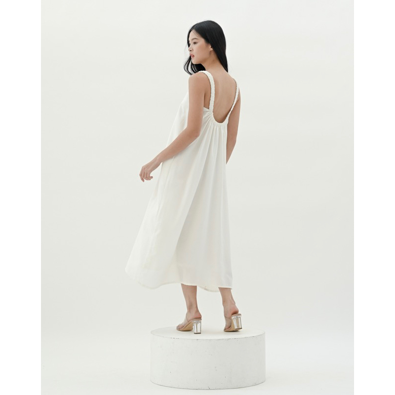 Jual FAVELA DRESS | dress linen basic dress pantai wanita midi dengan ...