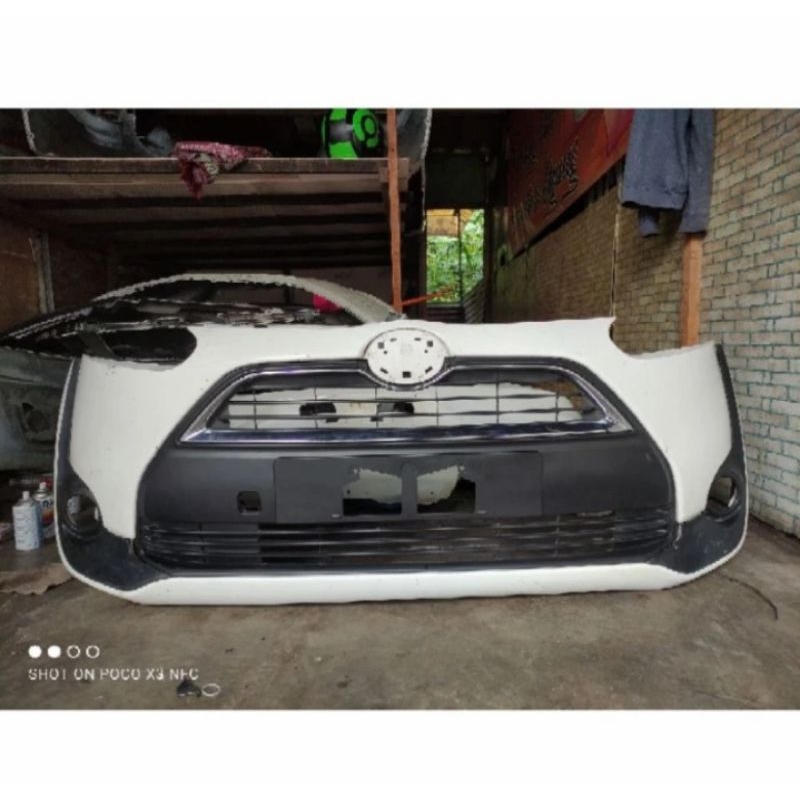 Jual bumper depan toyota sienta | Shopee Indonesia