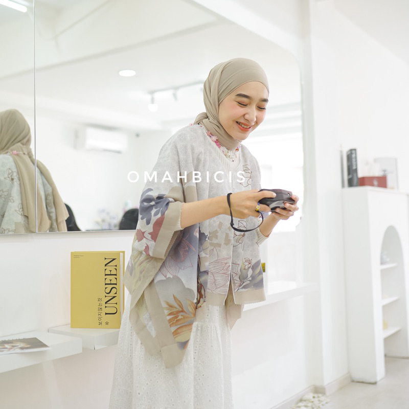Jual PUSPA OUTERSCARF TERBARU BY OMAHBICIS- OUTERSCARF-kimono scarf ...