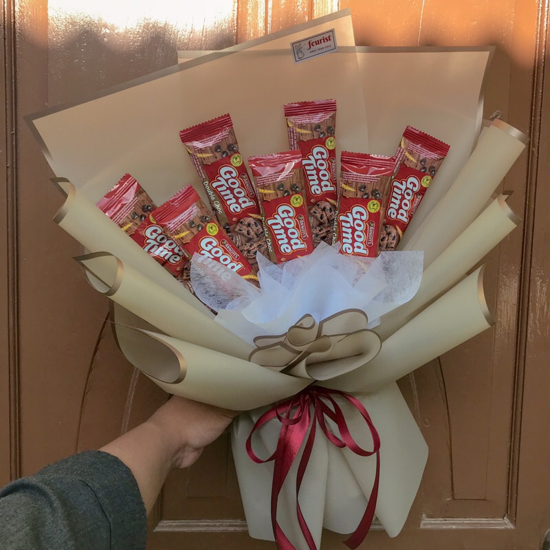 Jual Snack Bucket | Bouquet jajan | Buket wisuda ulang tahun | Good ...