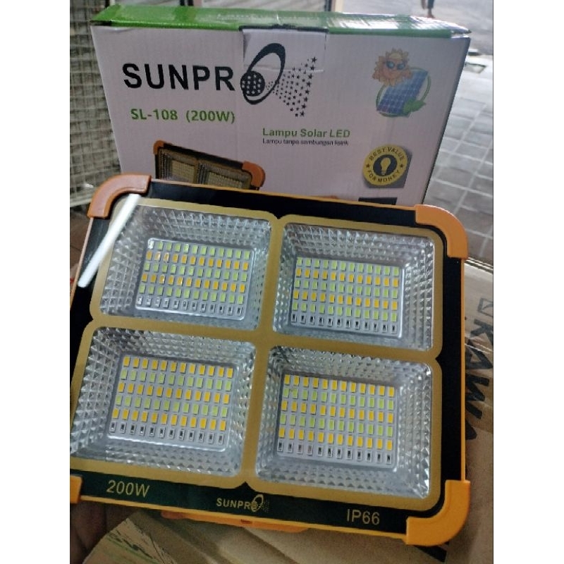 Jual Lampu emergency tenaga Matahari solar panel sunpro 200 watt sl 108 ...