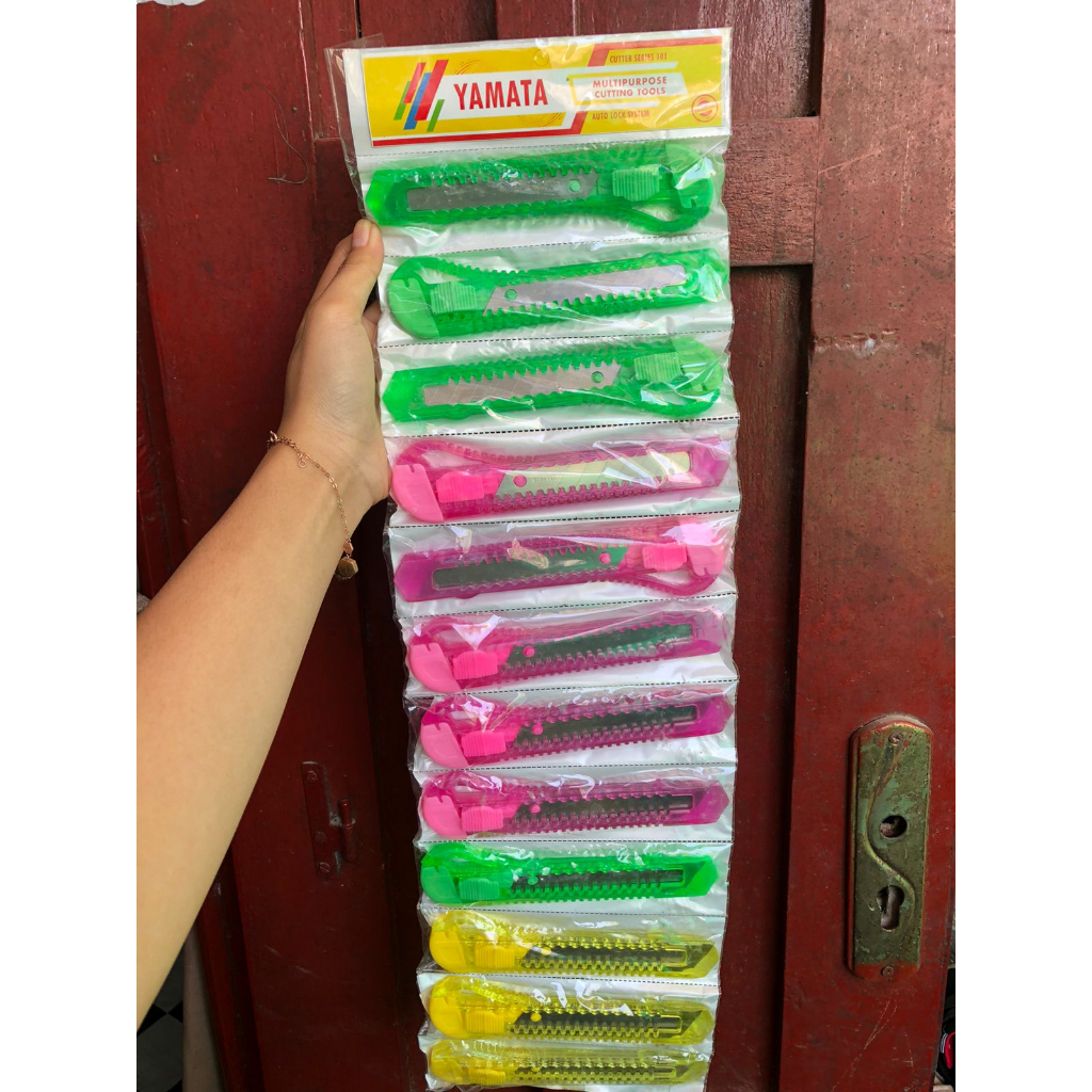 Jual CUTTER BESAR / KATER MURAH 1 renteng isi 12 pcs | Shopee Indonesia