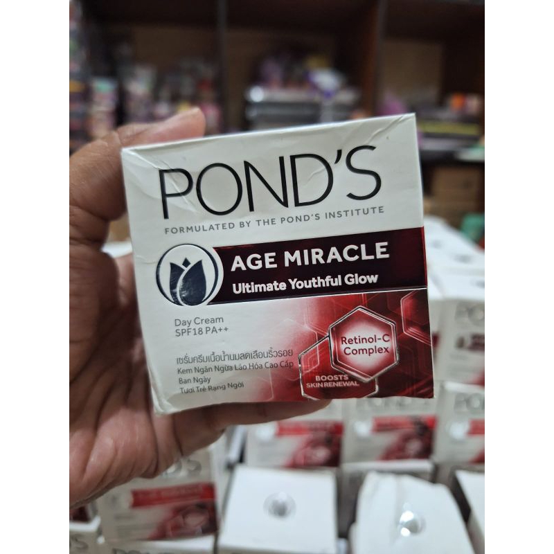 Jual Ponds Age Miracle Day Cream Ultimate Youthful Glow Spf 18PA++ 50g ...