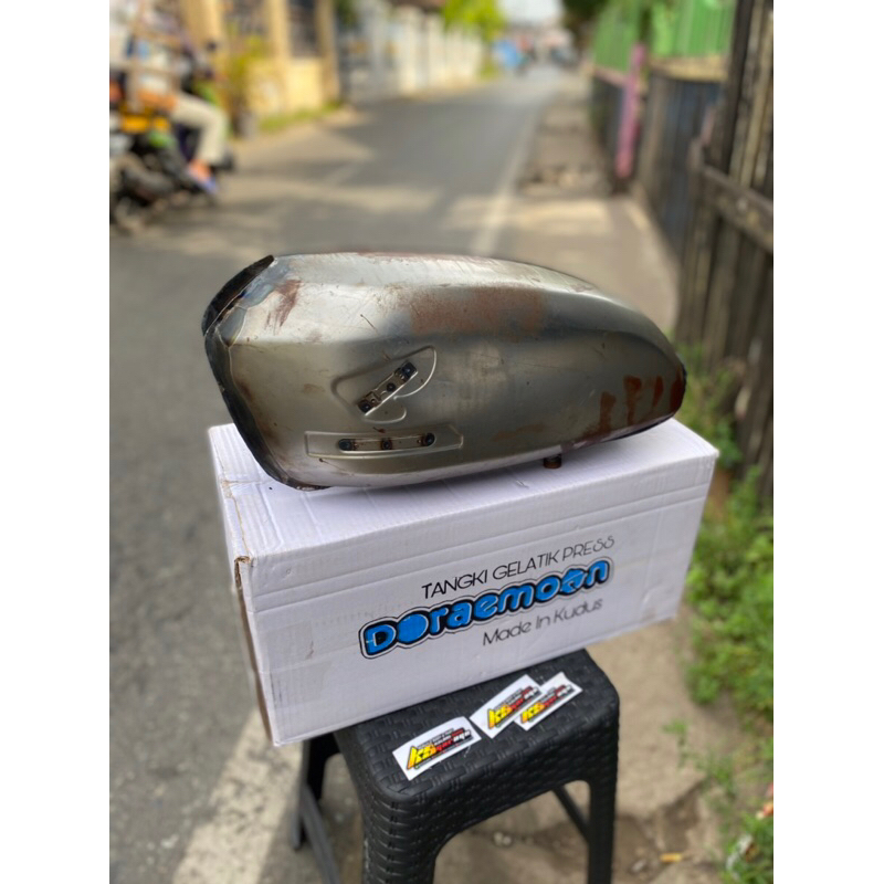 Jual tangki pres cb doraemon tengki cb100 dora tengki doraemon cb ...