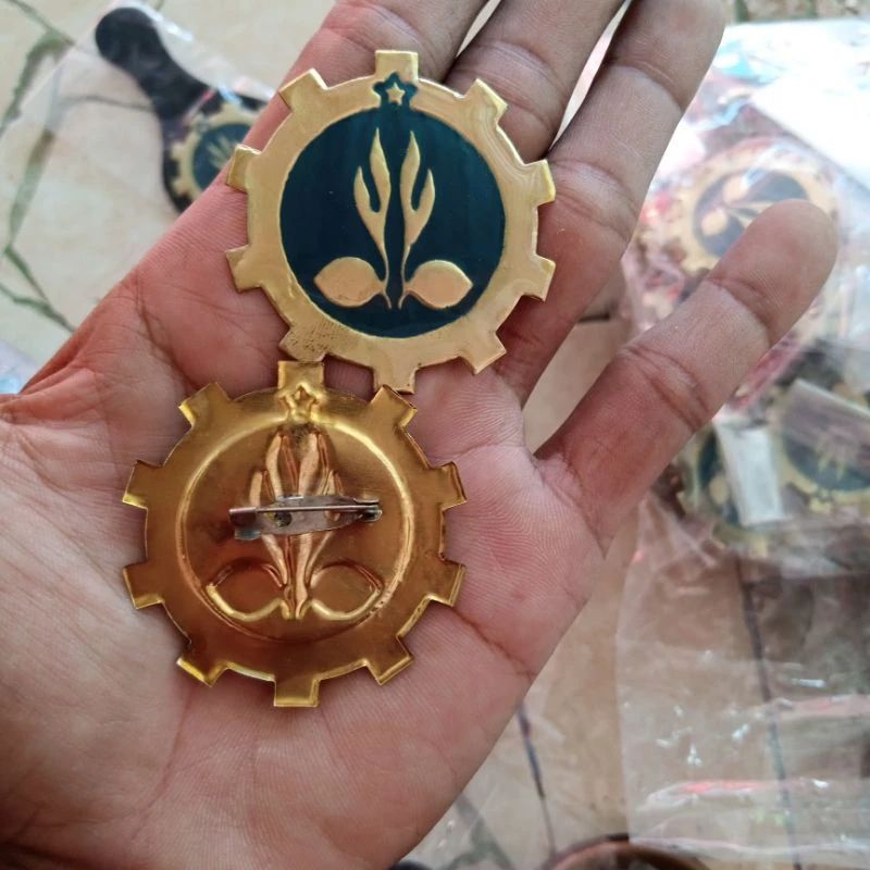 Jual pin dewan ambalan putri tanda jabatan ambalan putri kuningan ...