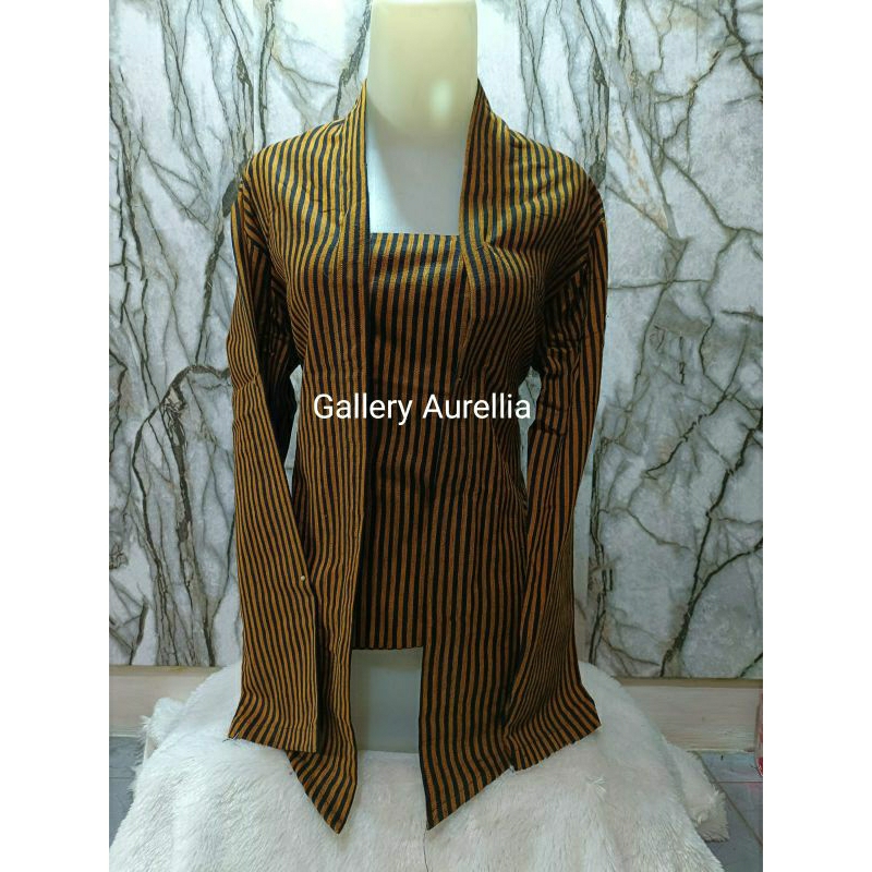 Jual Kebaya Lurik Wanita Dewasa / Kebaya Lurik Kutubaru / Pakaian Adat Jawa | Shopee Indonesia