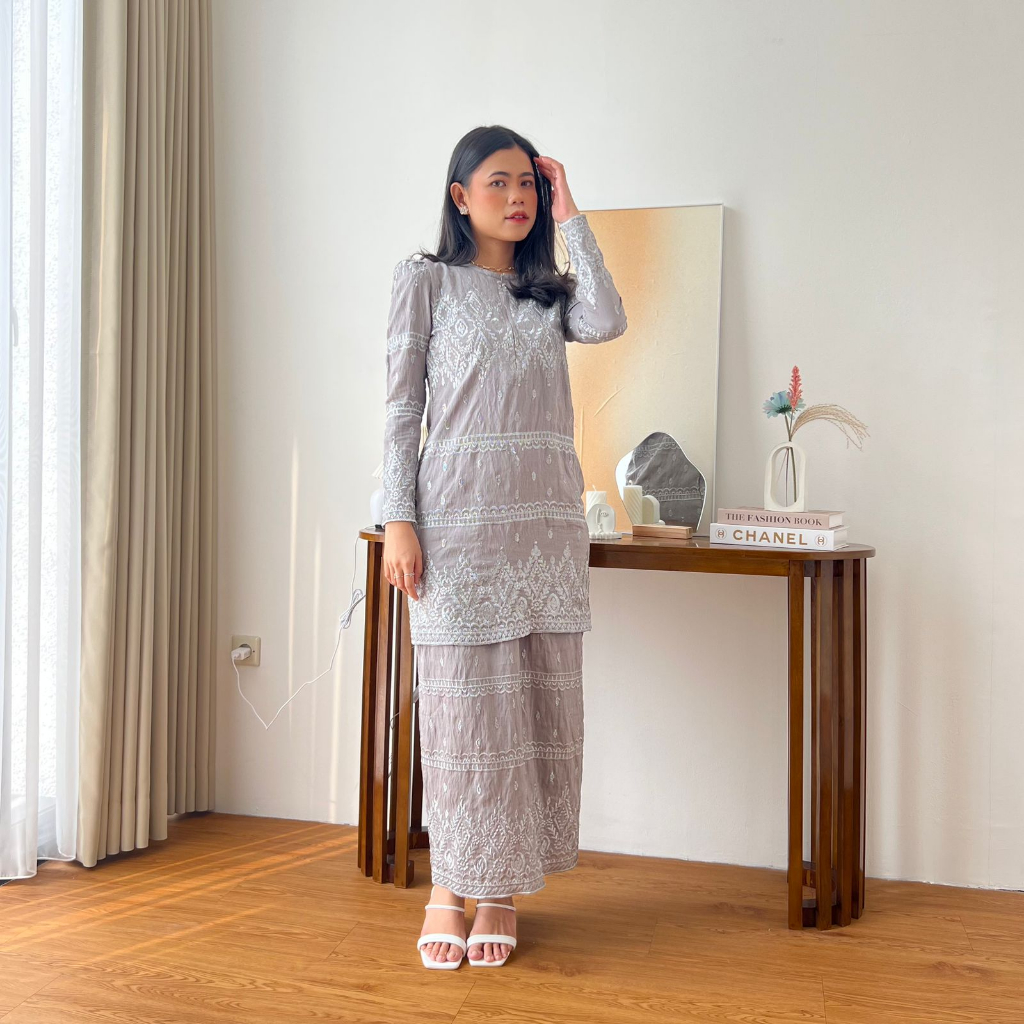 Jual Hoolaqueen - One Set Polo Linen Bordir - Set Kurung Bordir - Set ...