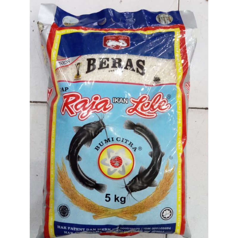 Jual BERAS CAP RAJA IKAN LELE HITAM 5KG | Shopee Indonesia