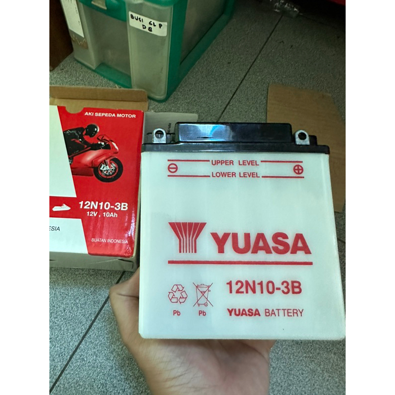 Jual aki yuasa 12n10-3b 12v 10Ah aki yuasa 12n103b aki setrum original yuasa aki tossa aki roda ...