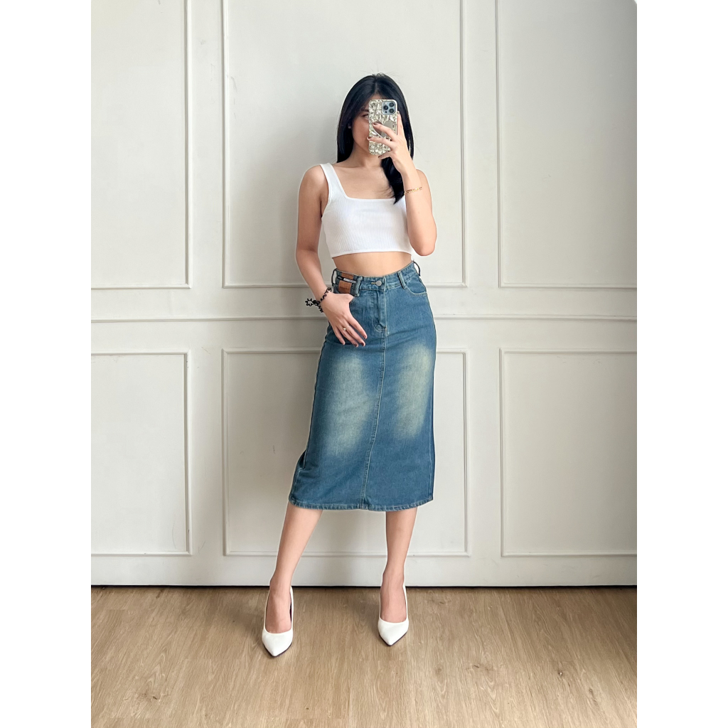 Jual DOLLA - Hikari Jeans Midi Denim Skirt J005 | Shopee Indonesia