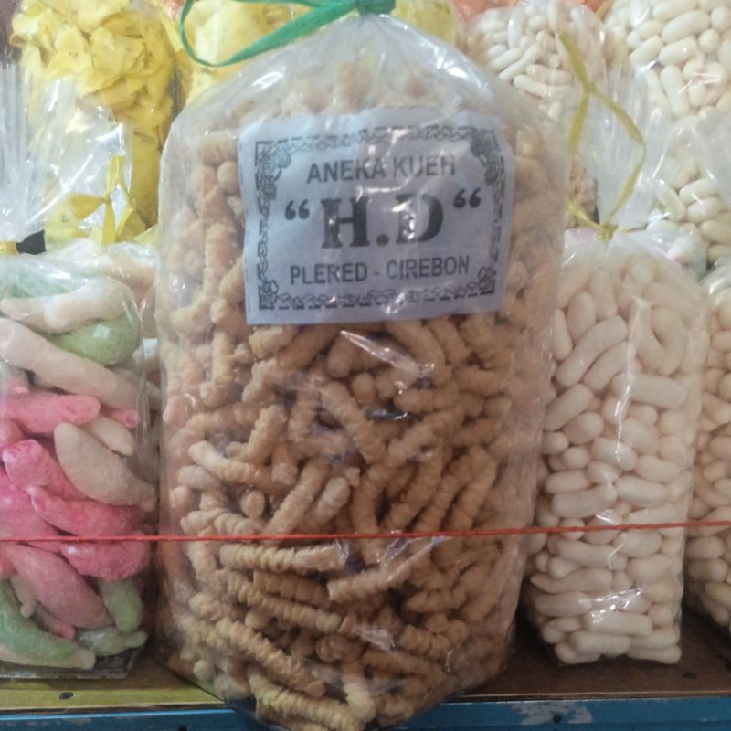 Jual Ulat keju super/akar kelapa gurih&renyah 1kg(kemasan bal balan ...