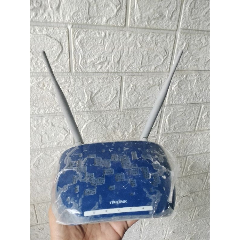 Jual TP LINK 300Mbps Wireless N Range Extender' model TL-WA830RE ...