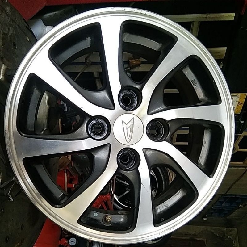 Jual VELG OEM / ORIGINAL CALYA & SIGRA RING 14 PCD 4X100 LEBAR 5 INCHI ET45 | Shopee Indonesia