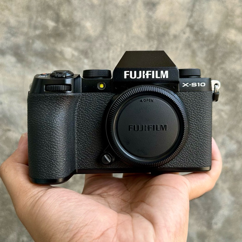 Jual FUJIFILM XS10 X-S10 MULUS NORMAL FULSET | Shopee Indonesia