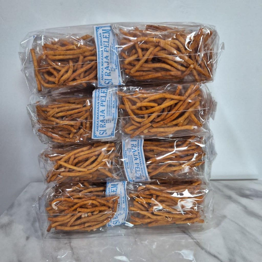 Jual Sistik Stik Pedas Cemilan Makanan Jajanan Ringan Oleh-oleh Si Raja ...