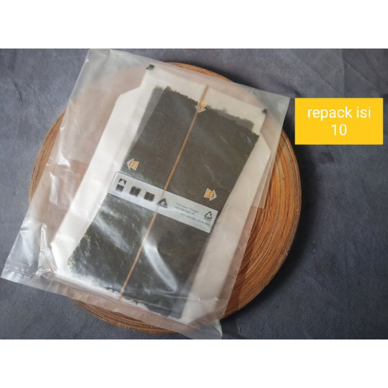 Jual Triangle Wrapper Onigiri | Onigiri Segitiga isi 10 Sheet | Halal ...