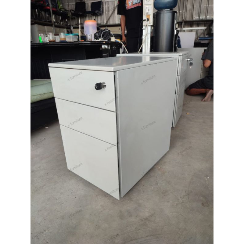 Jual laci dorong 3 laci - laci besi 3 laci - laci mini - brankas ...