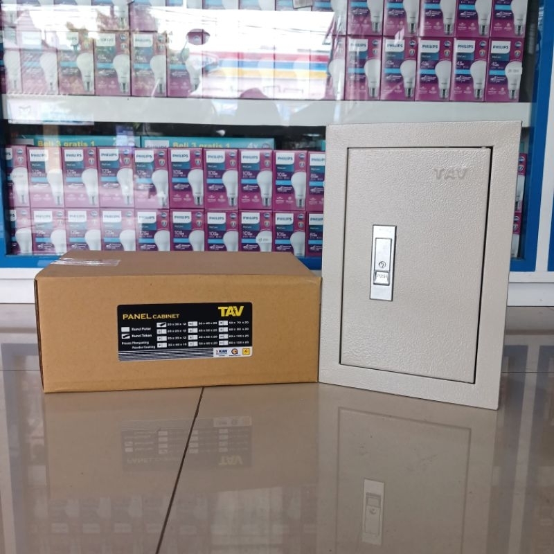 Jual Box panel listrik TAV 20X30X12 kunci tekan | Shopee Indonesia