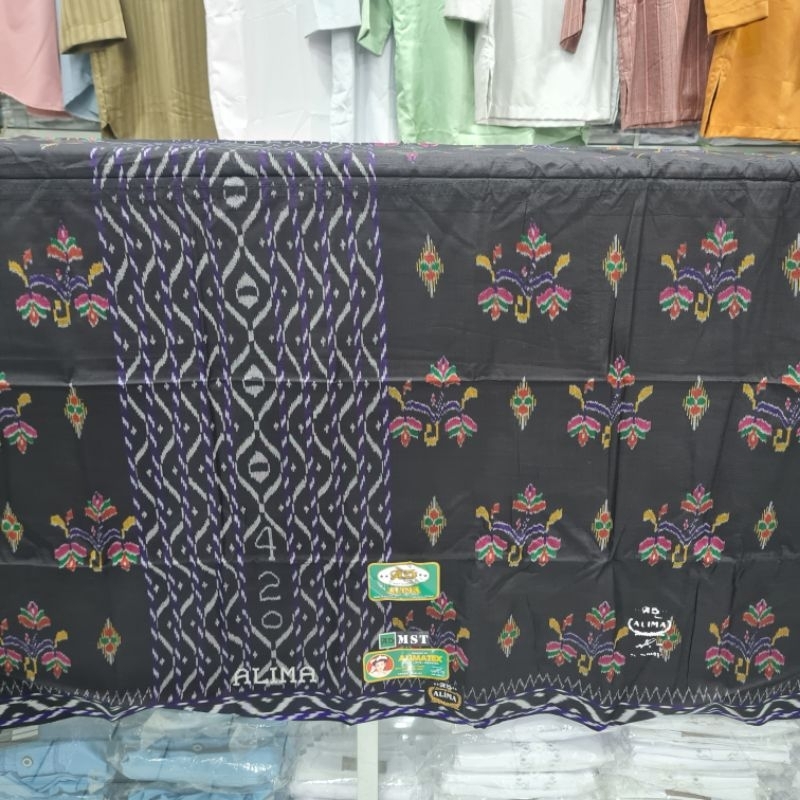 Jual Sarung Tenun Alima Sutera Full Model Songket Gunung Fantasi ...