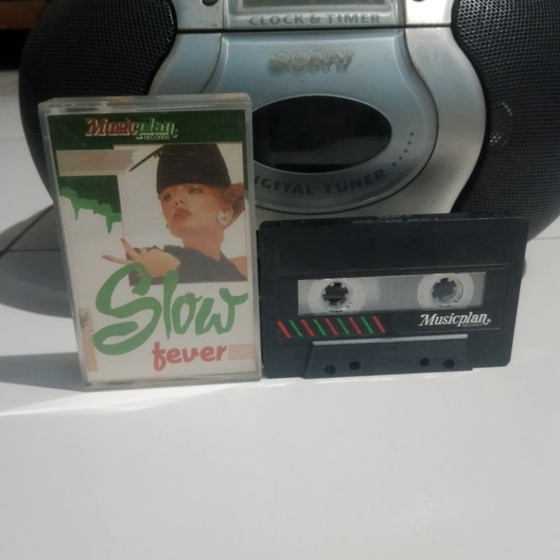 Jual Kaset Pita SLOW Fever | Shopee Indonesia