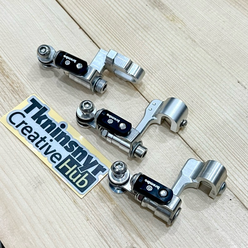 Jual Bracket Pegangan Selang Rem Shock Depan KTC Vario BeAT Scoopy ...
