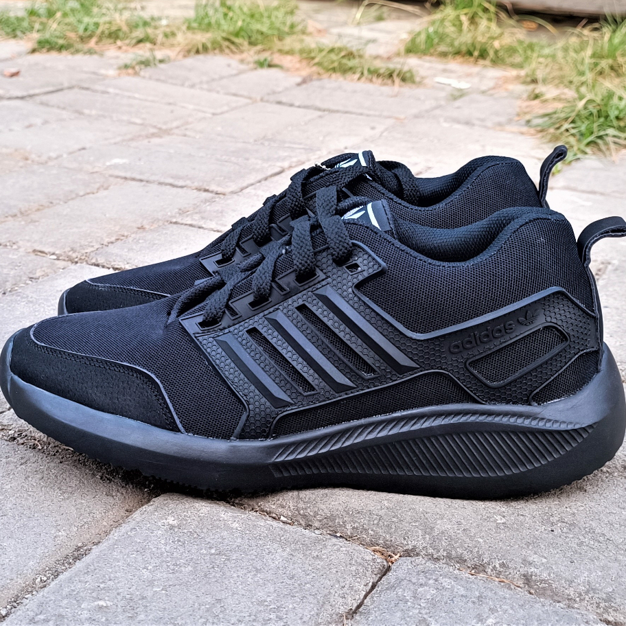 Jual Sepatu Sneakers Hitam Polos// Fullblack Sepatu Pria dan wanita Sekolah sd smp sma Running ...