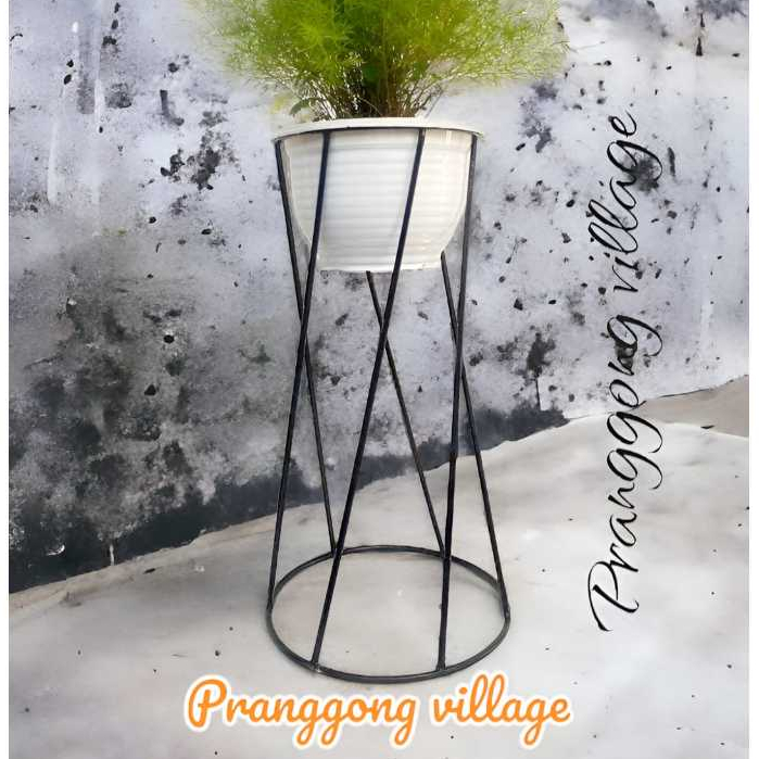 Jual STANDING POT BESI MINIMALIS / DUDUKAN POT MODEL MIRING / WADAH POT ...