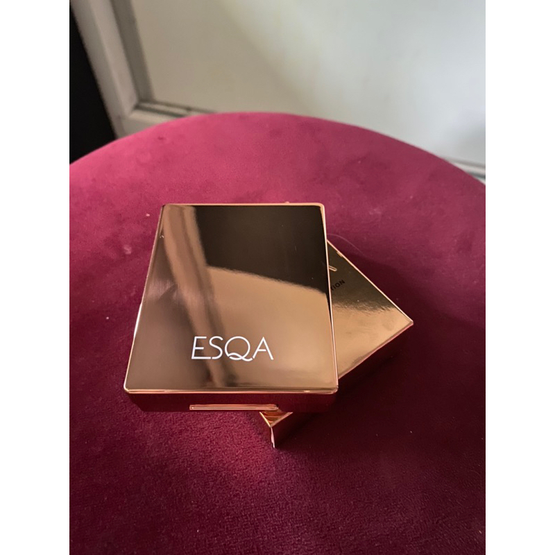 Jual ESQA Flawless Powder Foundation | Shopee Indonesia