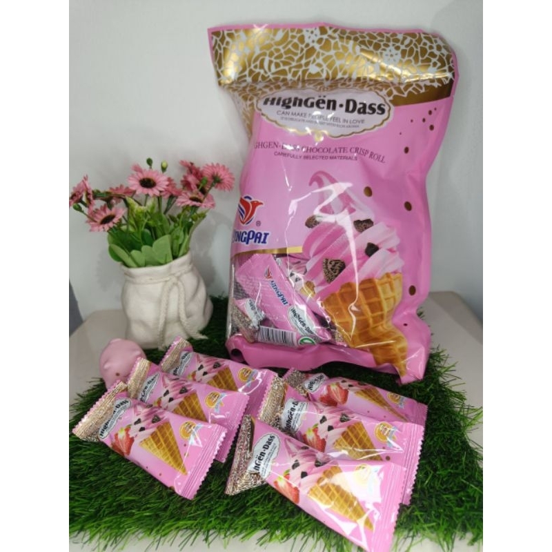 Jual HighGen.Dass Chocolate Crisp Roll / Snack Cone Rasa Stroberi dan ...