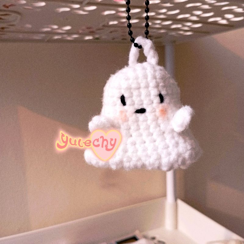 Jual ghost halloween keychain crochet bag charm | Shopee Indonesia